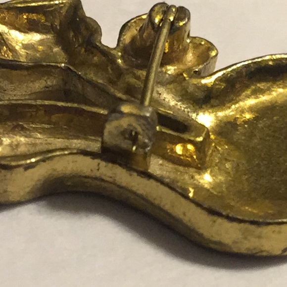 Vintage | Jewelry | Antique Cclasp Gold Tone Squirrel Brooch Pin | Poshmark